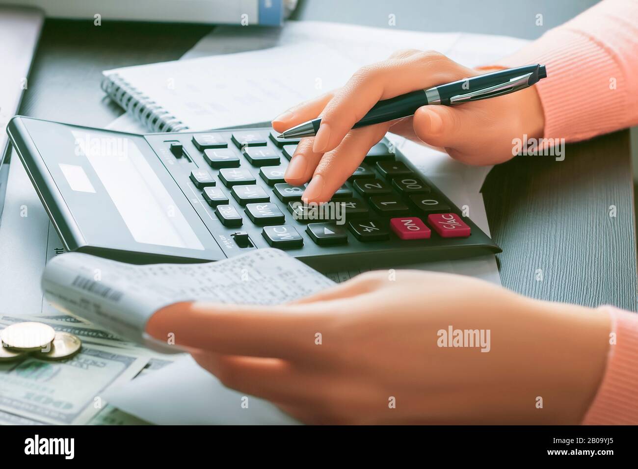 Check calculations hi-res stock photography and images - Alamy