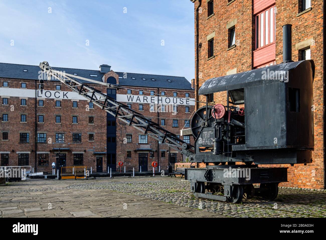 A Joseph Booth steam powered crane at Gloucester Docks Stock Photo - Alamy