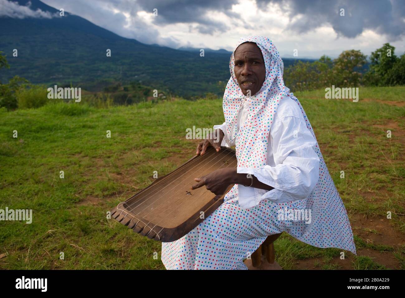 Group instrument hi-res stock photography and images - Alamy