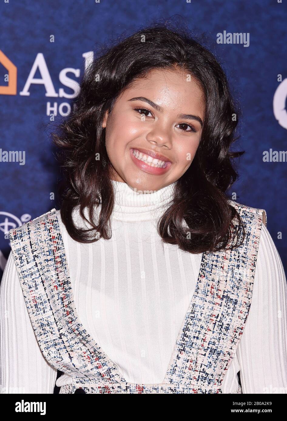 HOLLYWOOD, CA - FEBRUARY 18: Alison Fernandez attends the Premiere Of ...