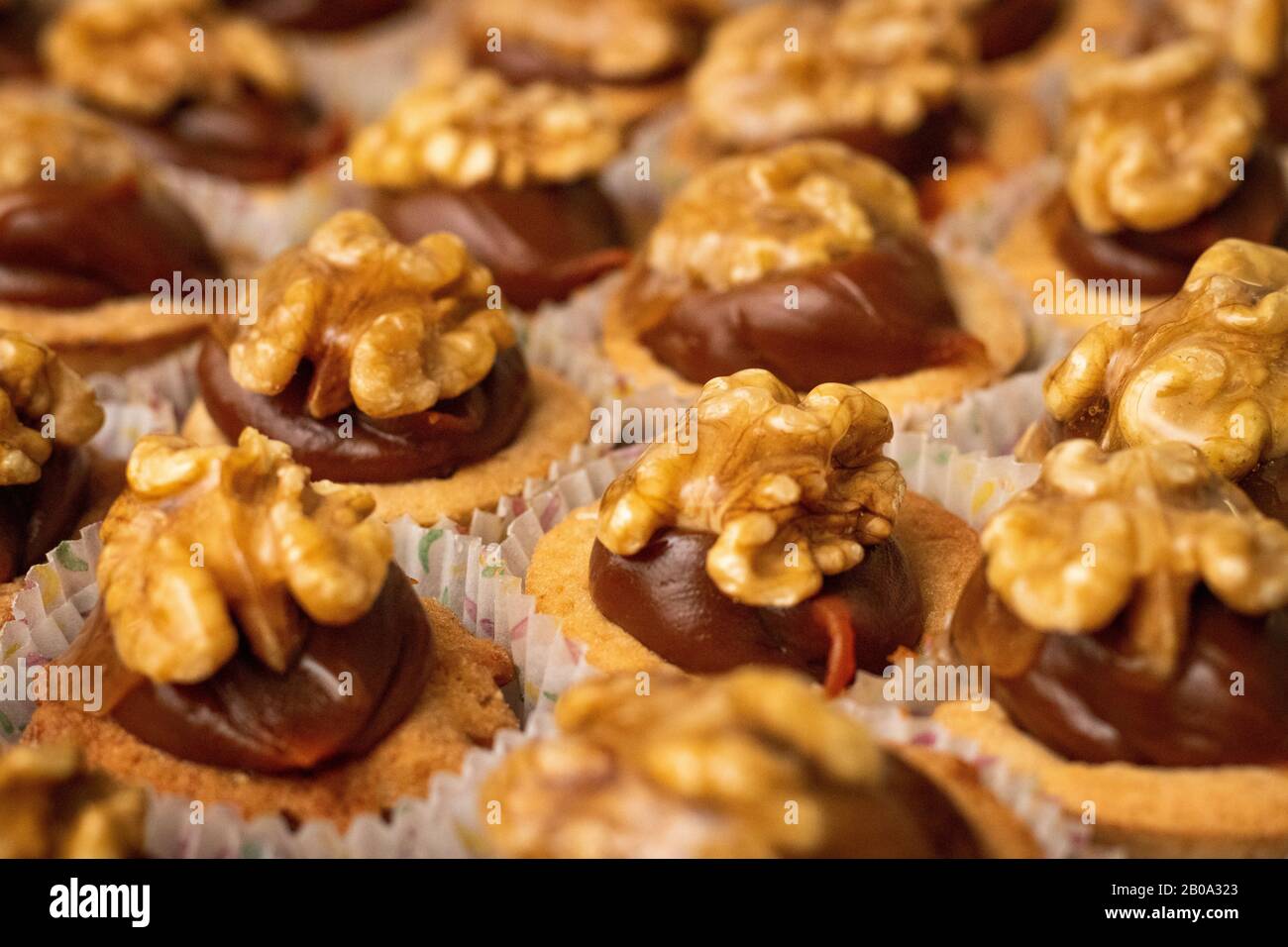 Pastries with caramel and nuts Stock Photo - Alamy