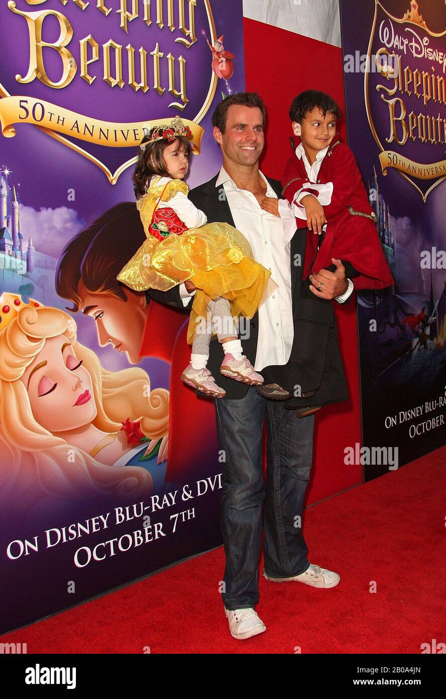 Cameron mathison and children hi-res stock photography and images - Alamy