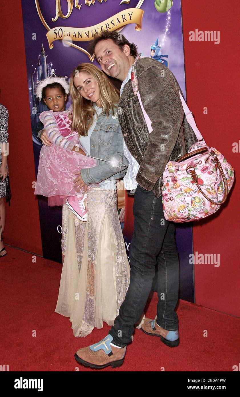 New York, NY, USA. 28 September, 2008. Actress, Kerry Butler, (L) with ...