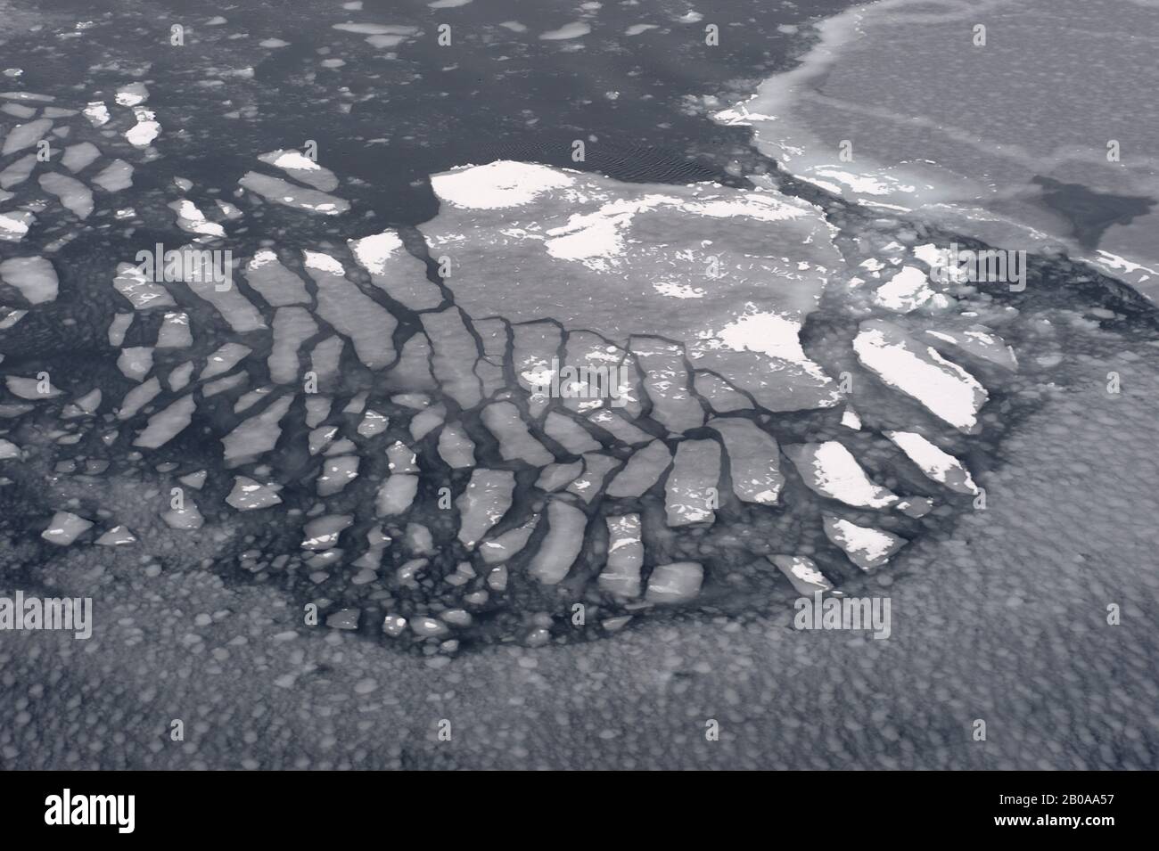 Grease ice hi-res stock photography and images - Alamy