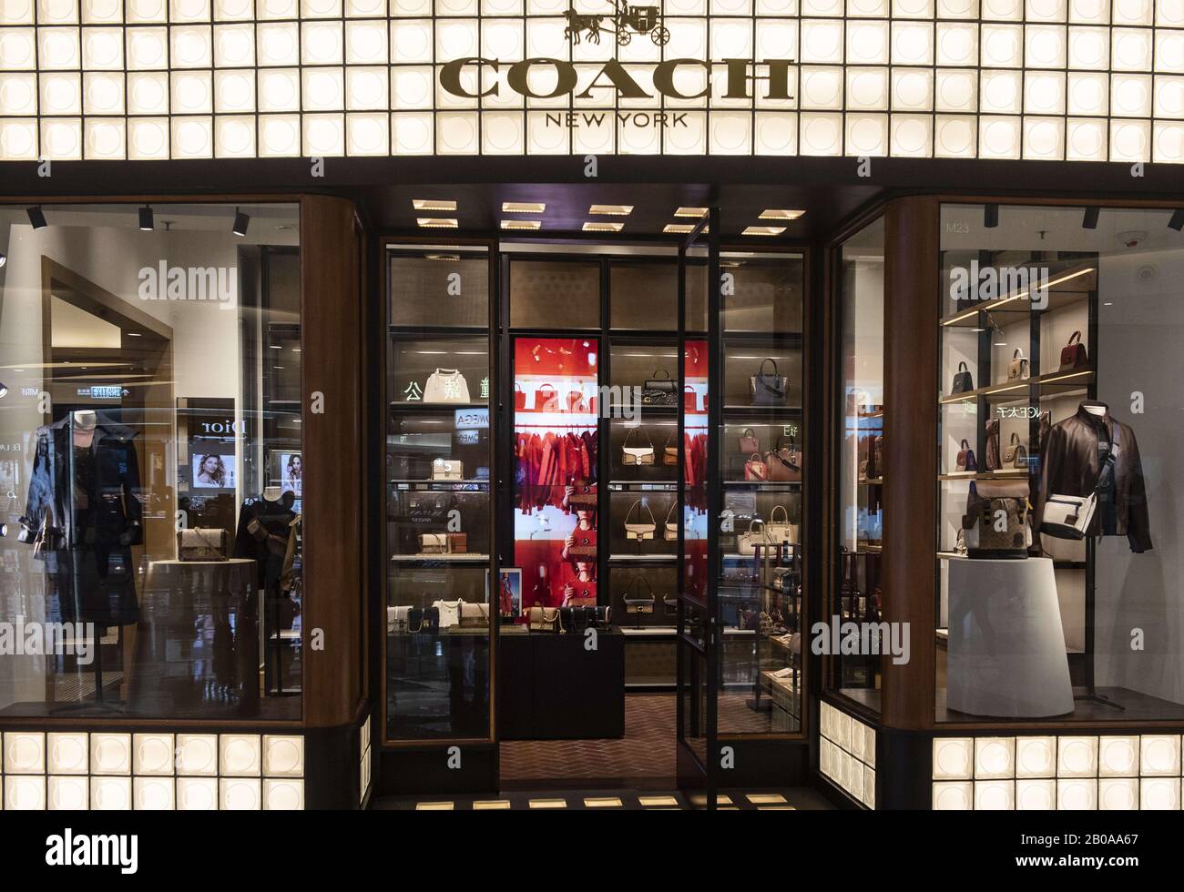 Coach Store Logo