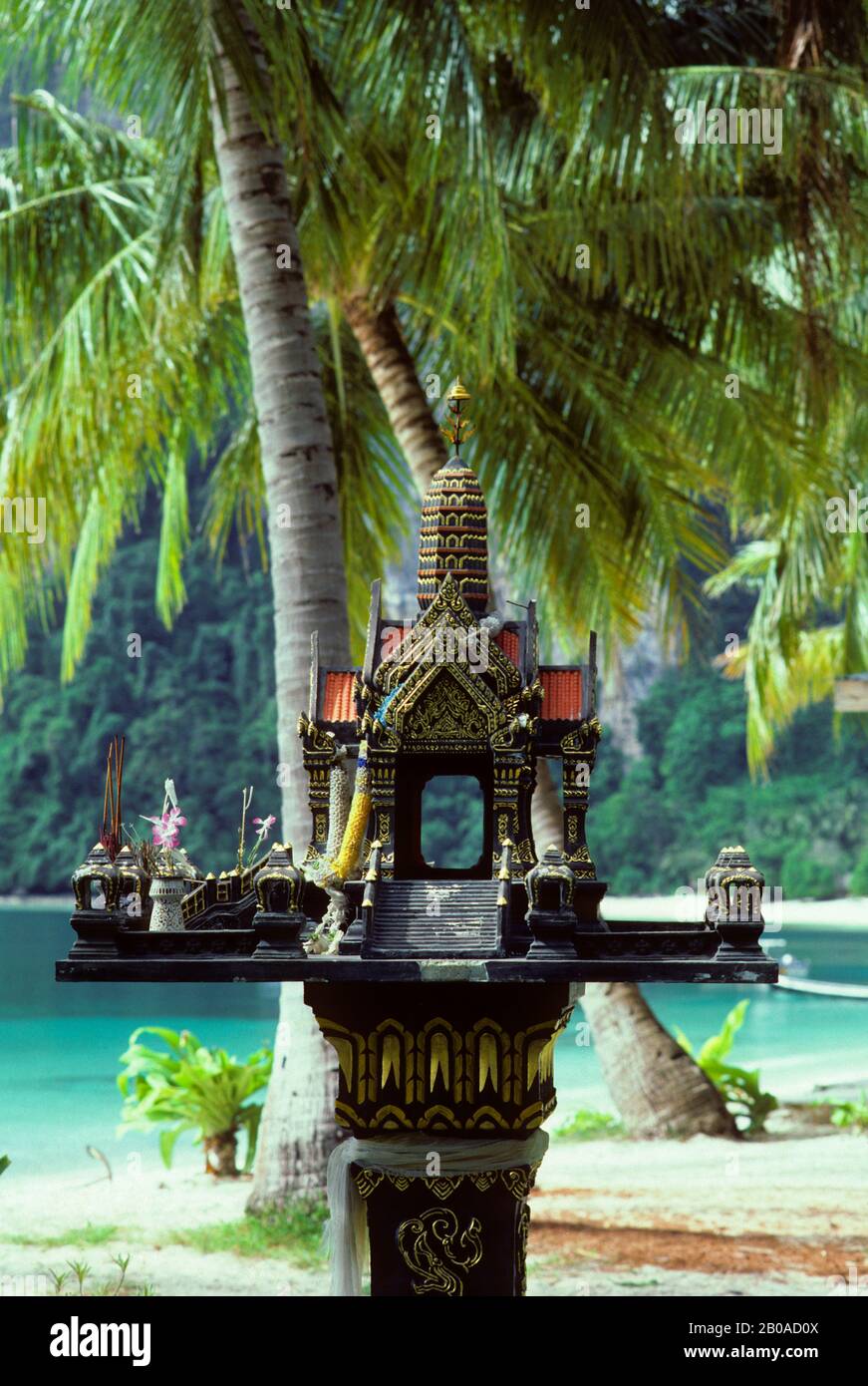 Asian spirit religion hi-res stock photography and images - Alamy