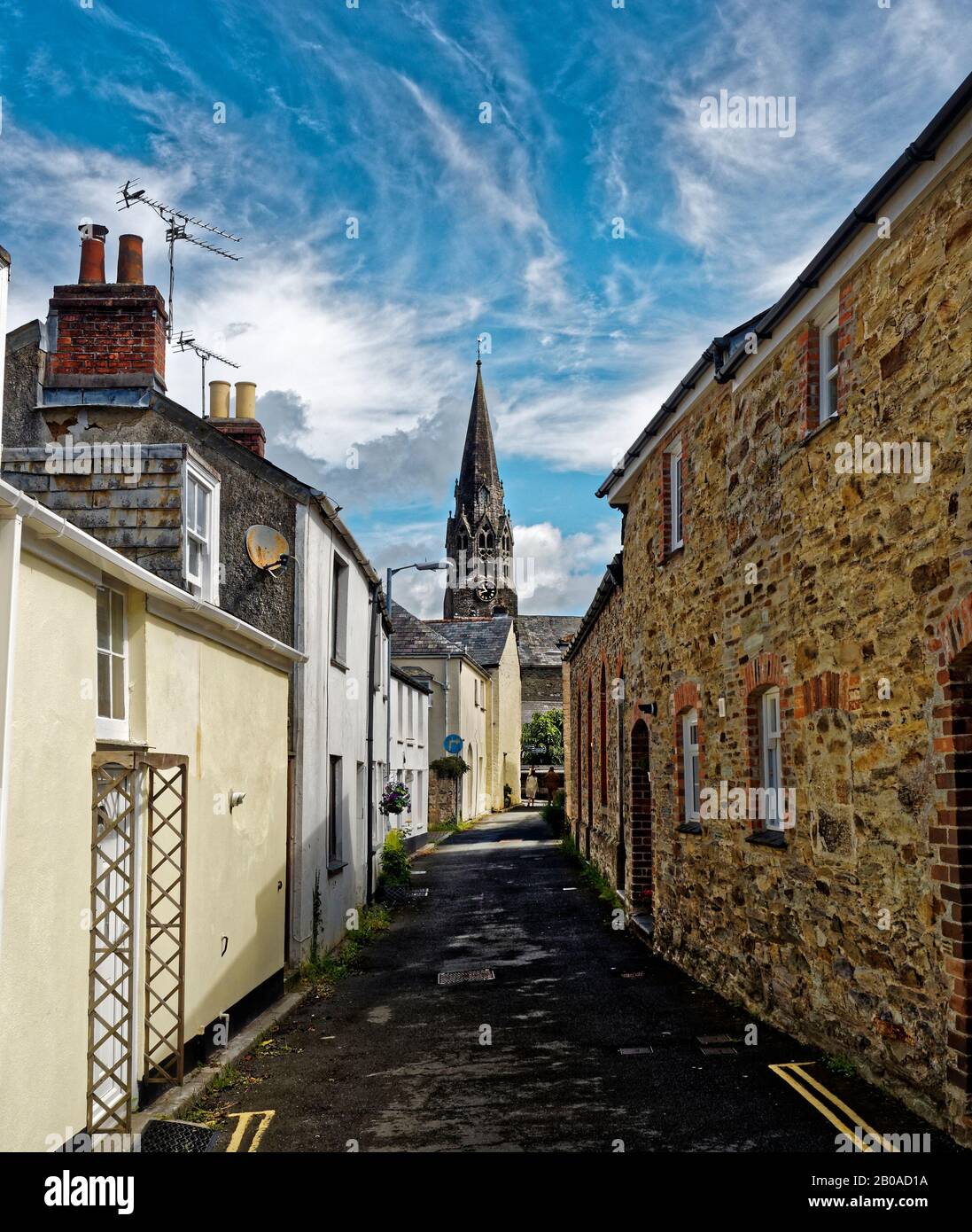 Lostwithiel bridge hi-res stock photography and images - Alamy