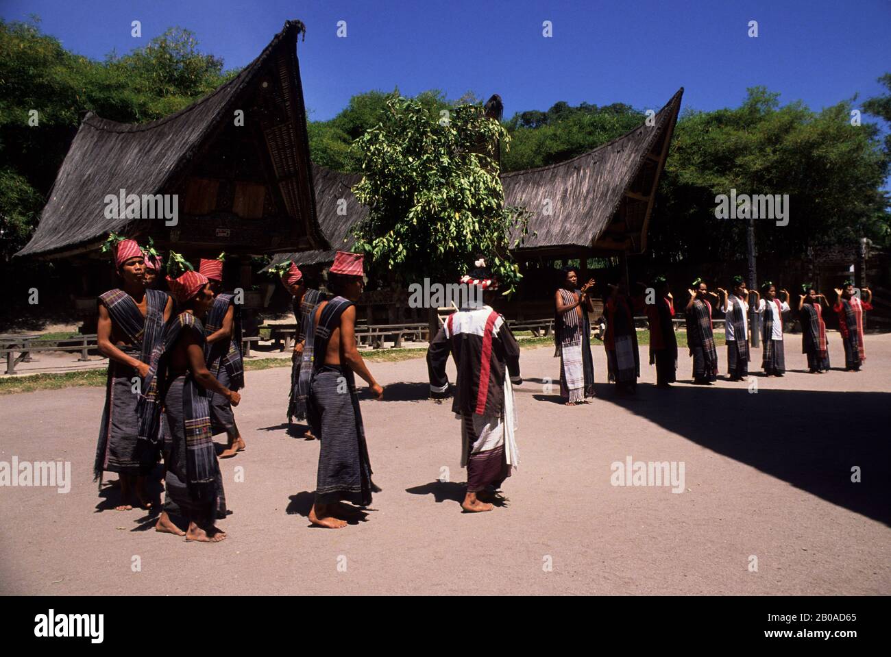 ASIA, INDONESIA, SUMATRA, LAKE TOBA, SAMOSIR ISLAND, SIMANINDO, BATAK ...