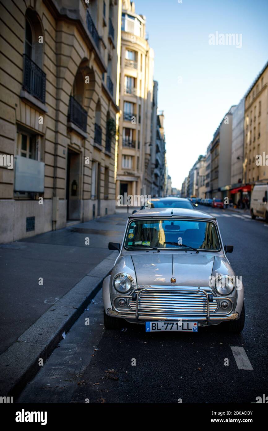 Vintage french car hi-res stock photography and images - Alamy