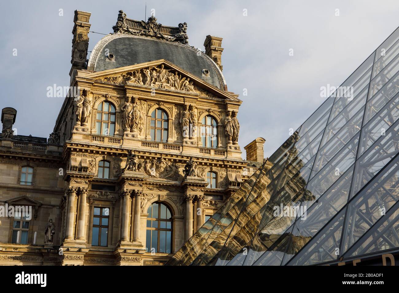 The glass pyramid of louvre hi-res stock photography and images - Alamy