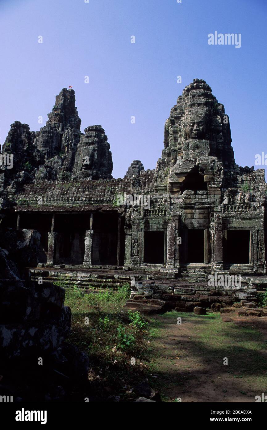 CAMBODIA, ANGKOR, ANGKOR THOM, BAYON TEMPLE, BUILT END OF 1100'S Stock ...
