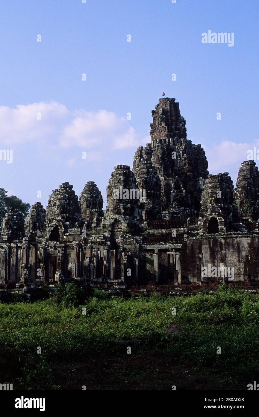 CAMBODIA, ANGKOR, ANGKOR THOM, BAYON TEMPLE, BUILT END OF 1100'S Stock ...