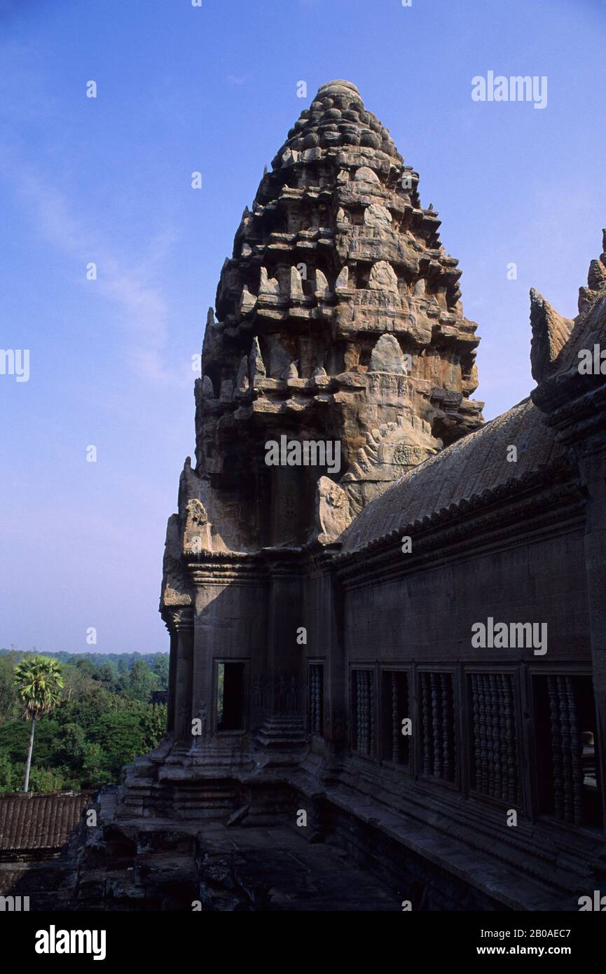 CAMBODIA, ANGKOR, ANGKOR WAT, CENTRAL STRUCTURE Stock Photo - Alamy