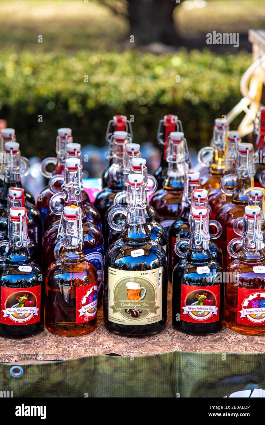 Liberty square budapest hi-res stock photography and images - Alamy