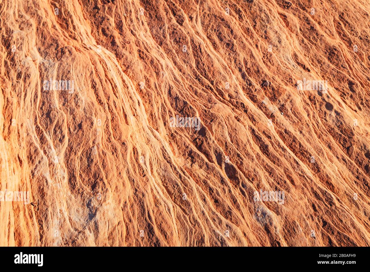 Rock Formation Line Pattern in the Desert Stock Photo - Alamy