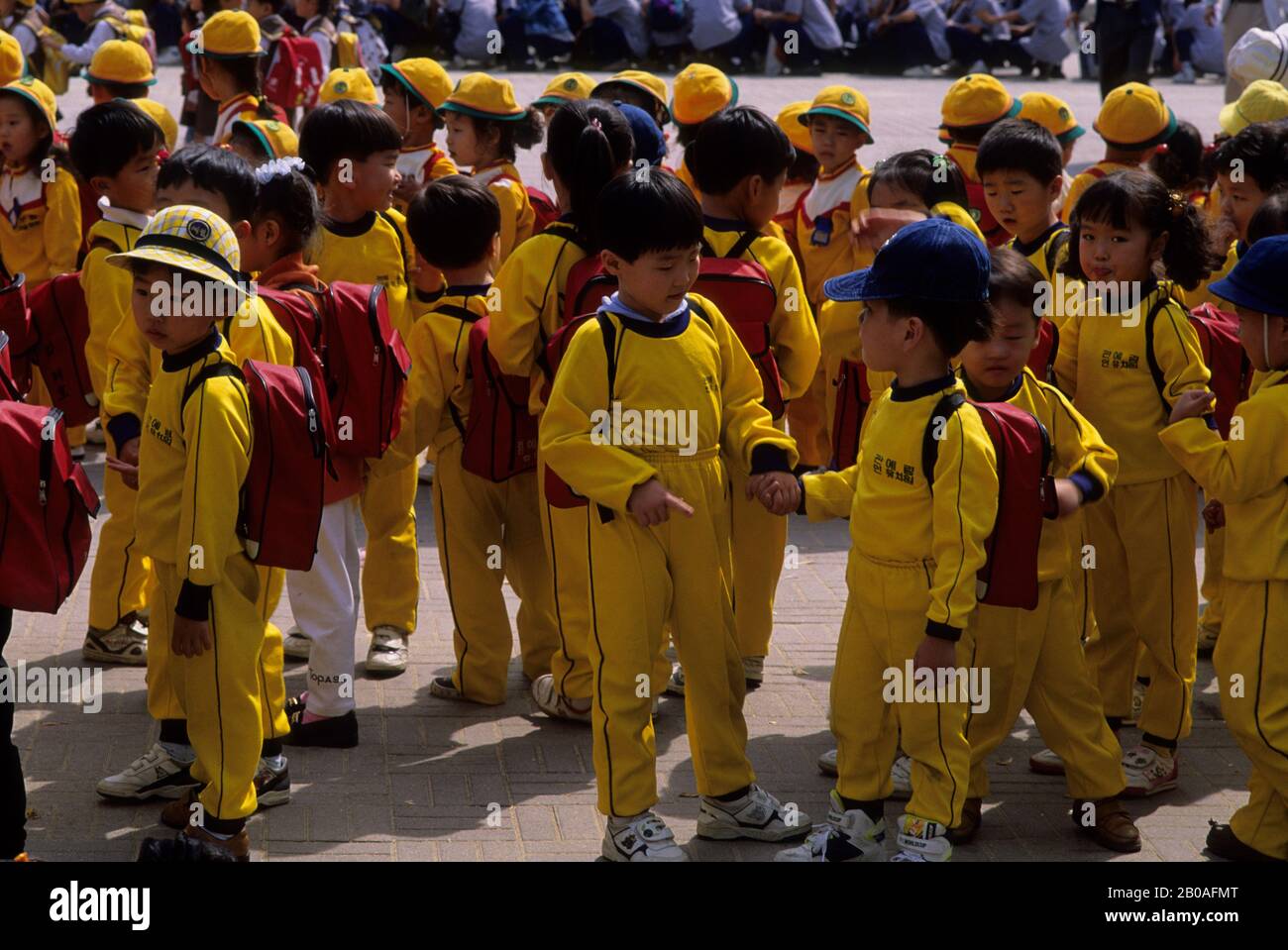 South korea school children hi-res stock photography and images - Alamy