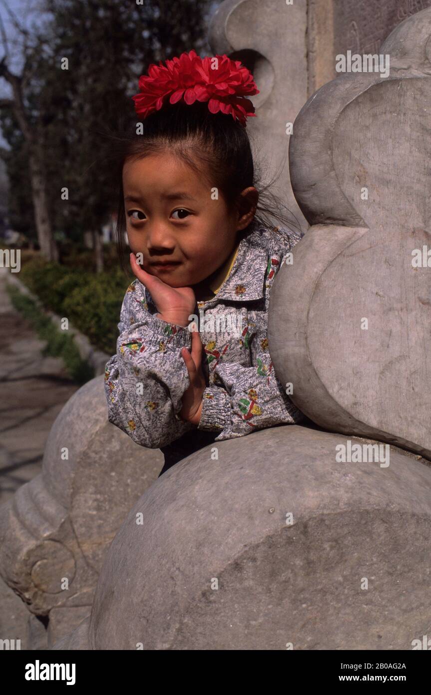 CHINA, BEIJING, PORTRAIT OF CHINESE GIRL Stock Photo - Alamy