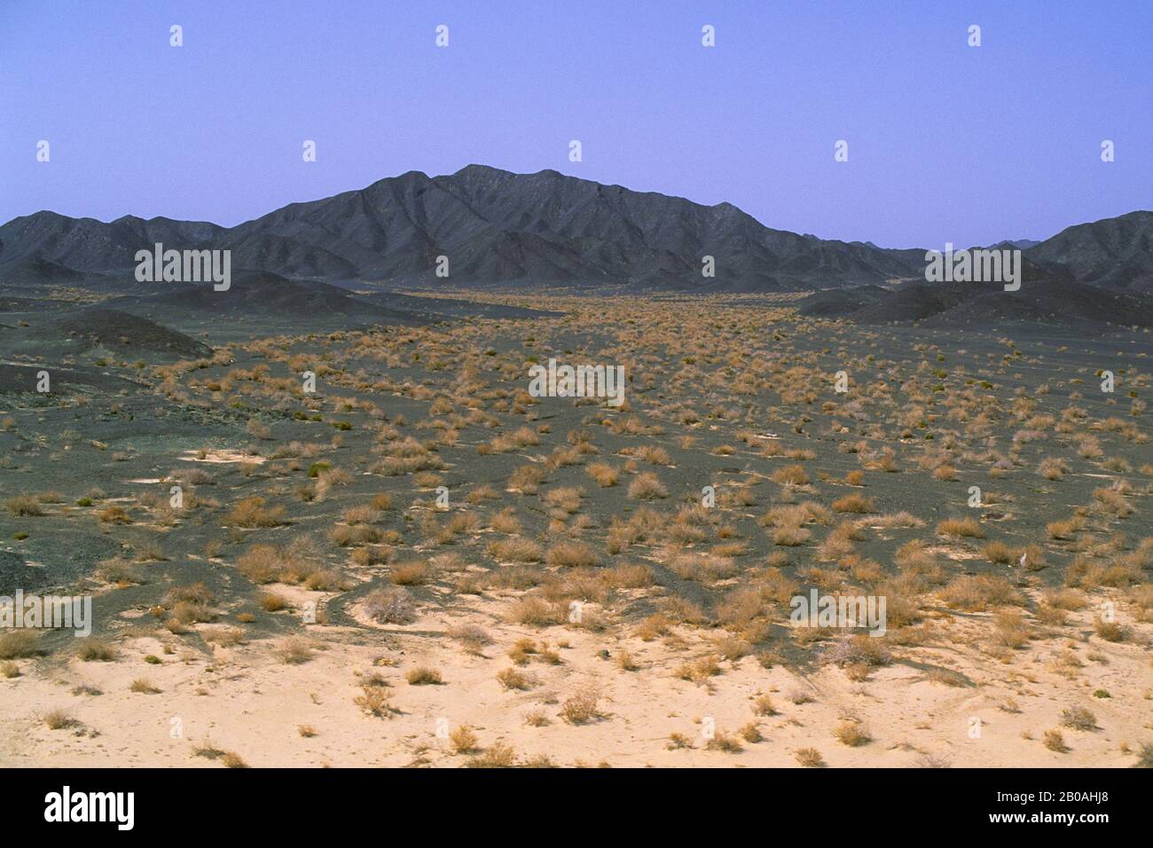 CHINA, GANSU PROVINCE, NEAR HONGLIUYUAN, GOBI TYPE DESERT (GRAVEL ...