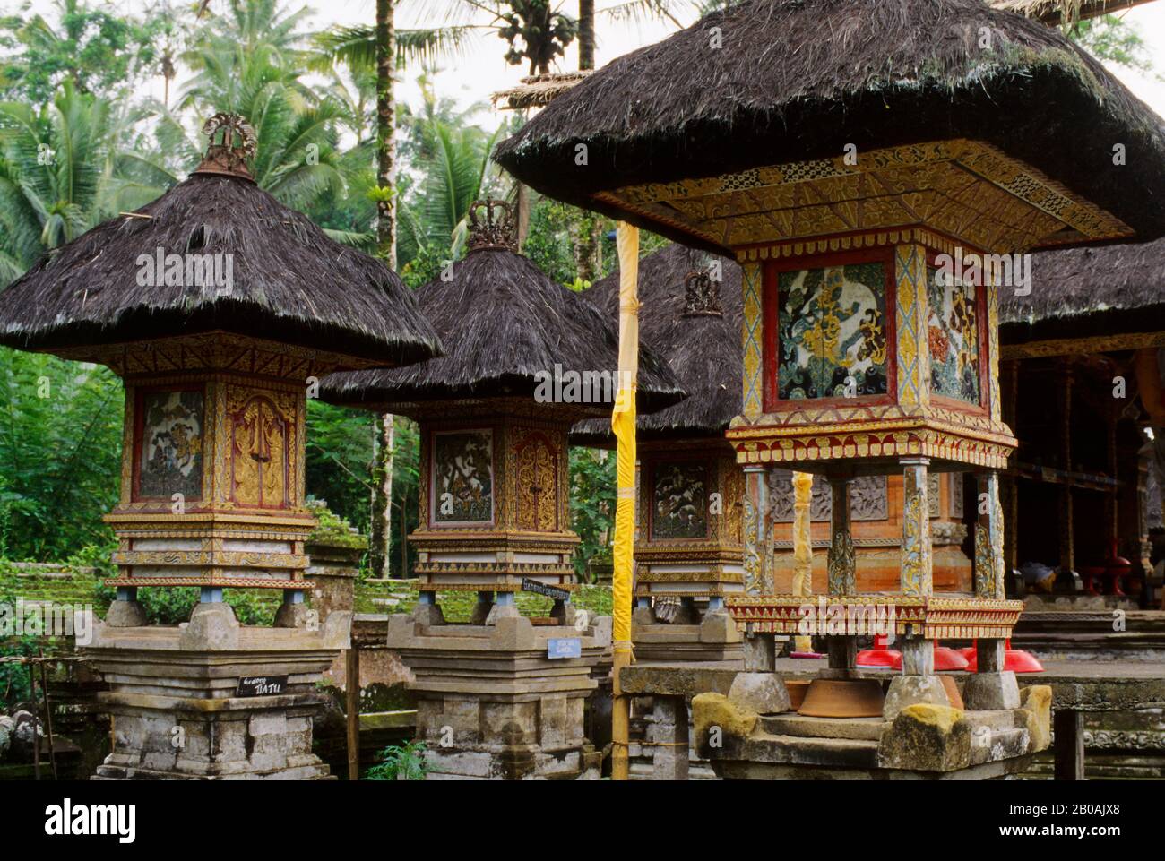INDONESIA, BALI, HOLY SPRING TEMPLE, TIRTHA EMPUL Stock Photo - Alamy