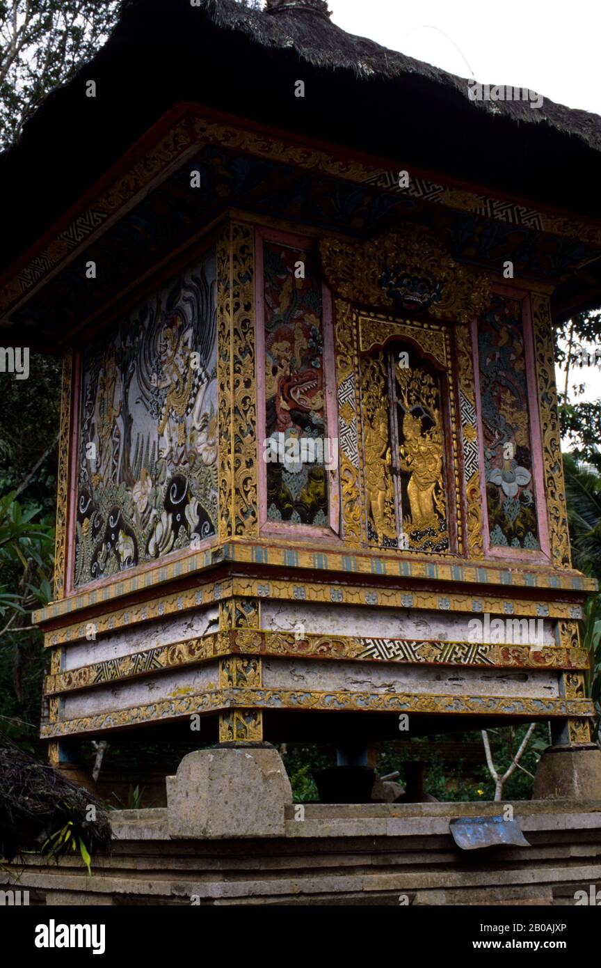 INDONESIA, BALI, HOLY SPRING TEMPLE, TIRTHA EMPUL Stock Photo - Alamy