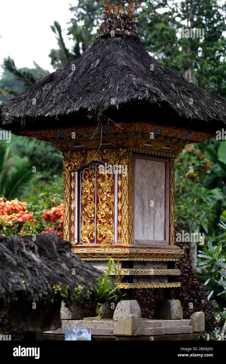 INDONESIA, BALI, HOLY SPRING TEMPLE, TIRTHA EMPUL Stock Photo - Alamy