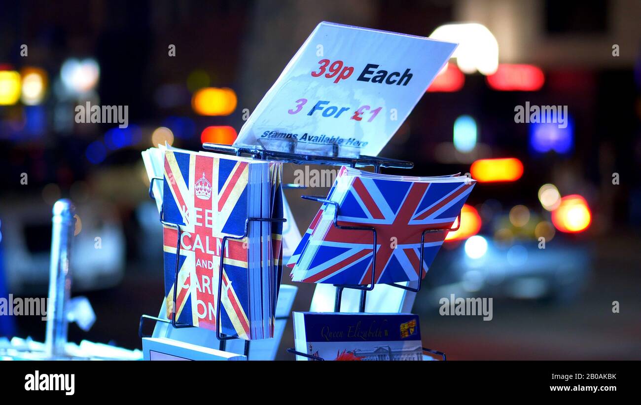 Vintage uk travel postcards hi-res stock photography and images - Alamy