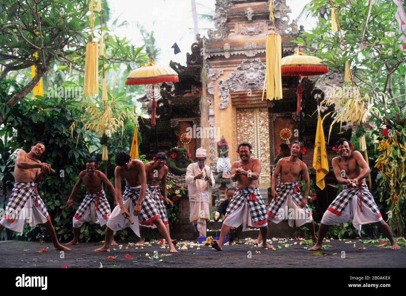 INDONESIA, BALI, BARONG DANCE Stock Photo - Alamy