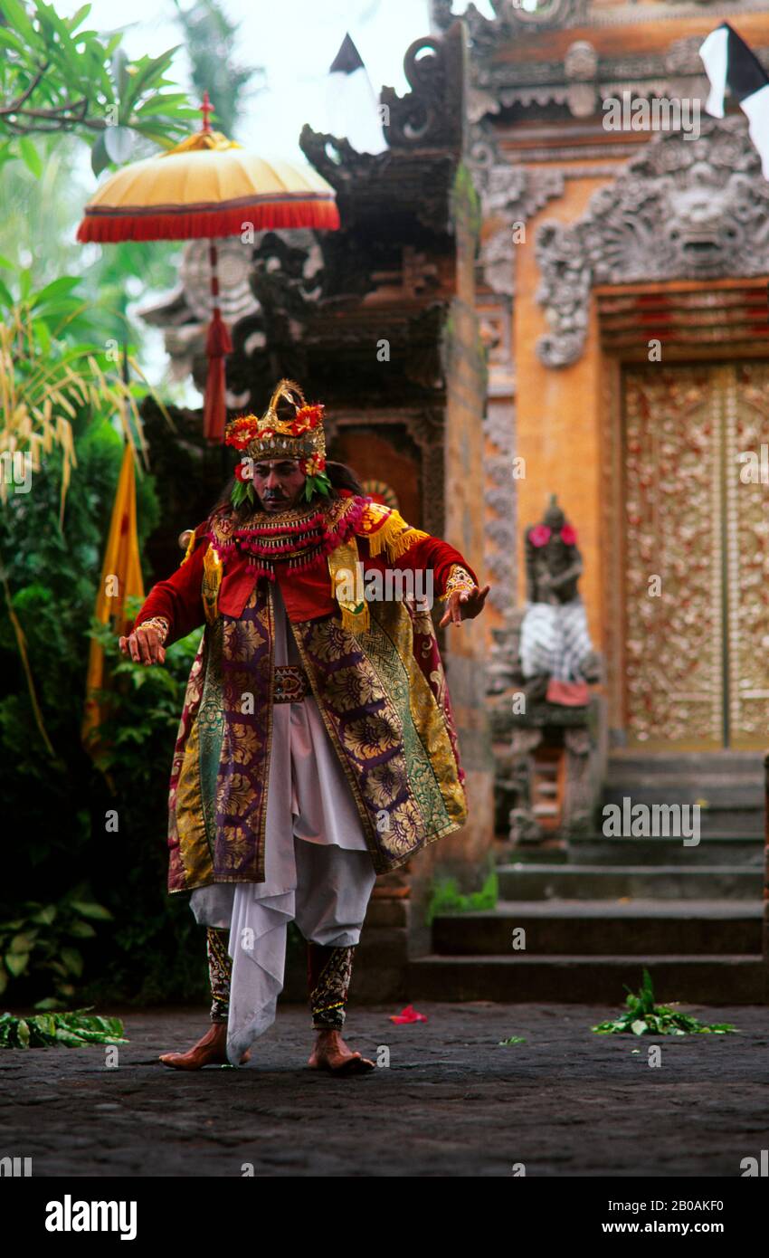 INDONESIA, BALI, BARONG DANCE Stock Photo - Alamy