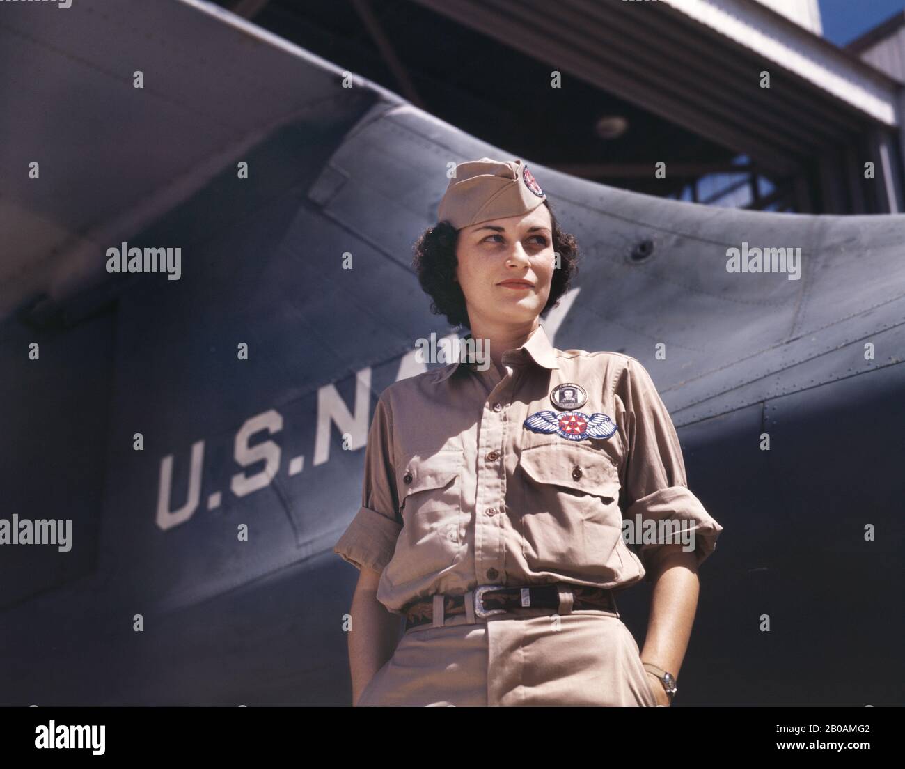 Naval uniform photograph hi-res stock photography and images - Alamy