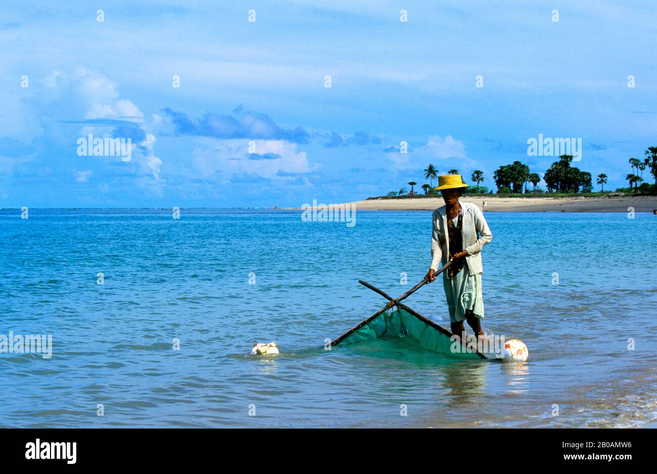 Sawu indonesia hi-res stock photography and images - Alamy