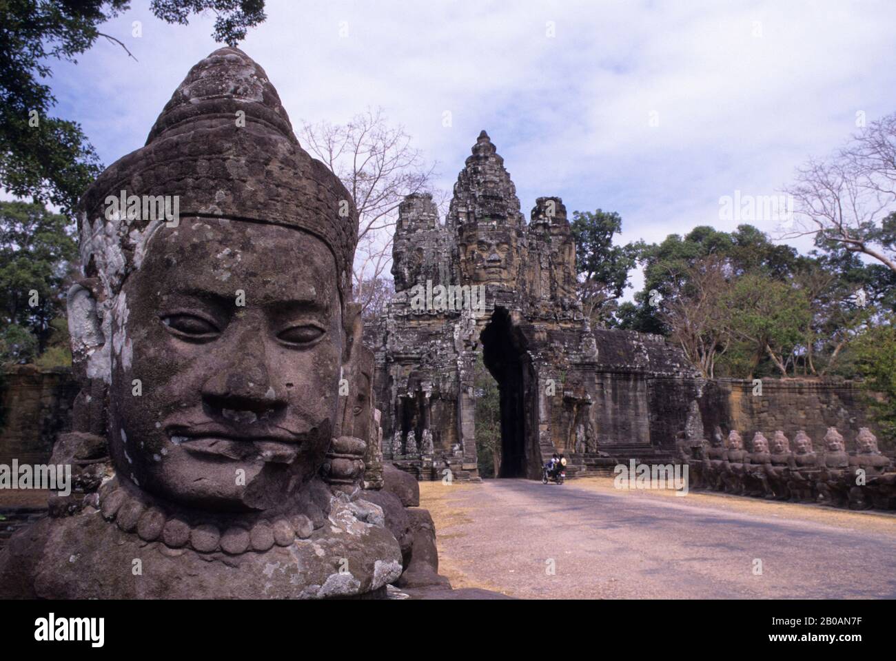 CAMBODIA, ANGKOR, ANGKOR THOM, SOUTH GATE Stock Photo - Alamy