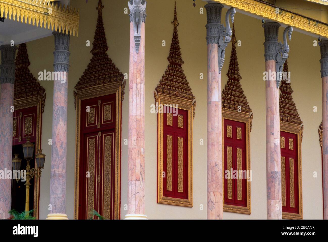 CAMBODIA, PHNOM PENH, SILVER PAGODA, WINDOWS Stock Photo - Alamy