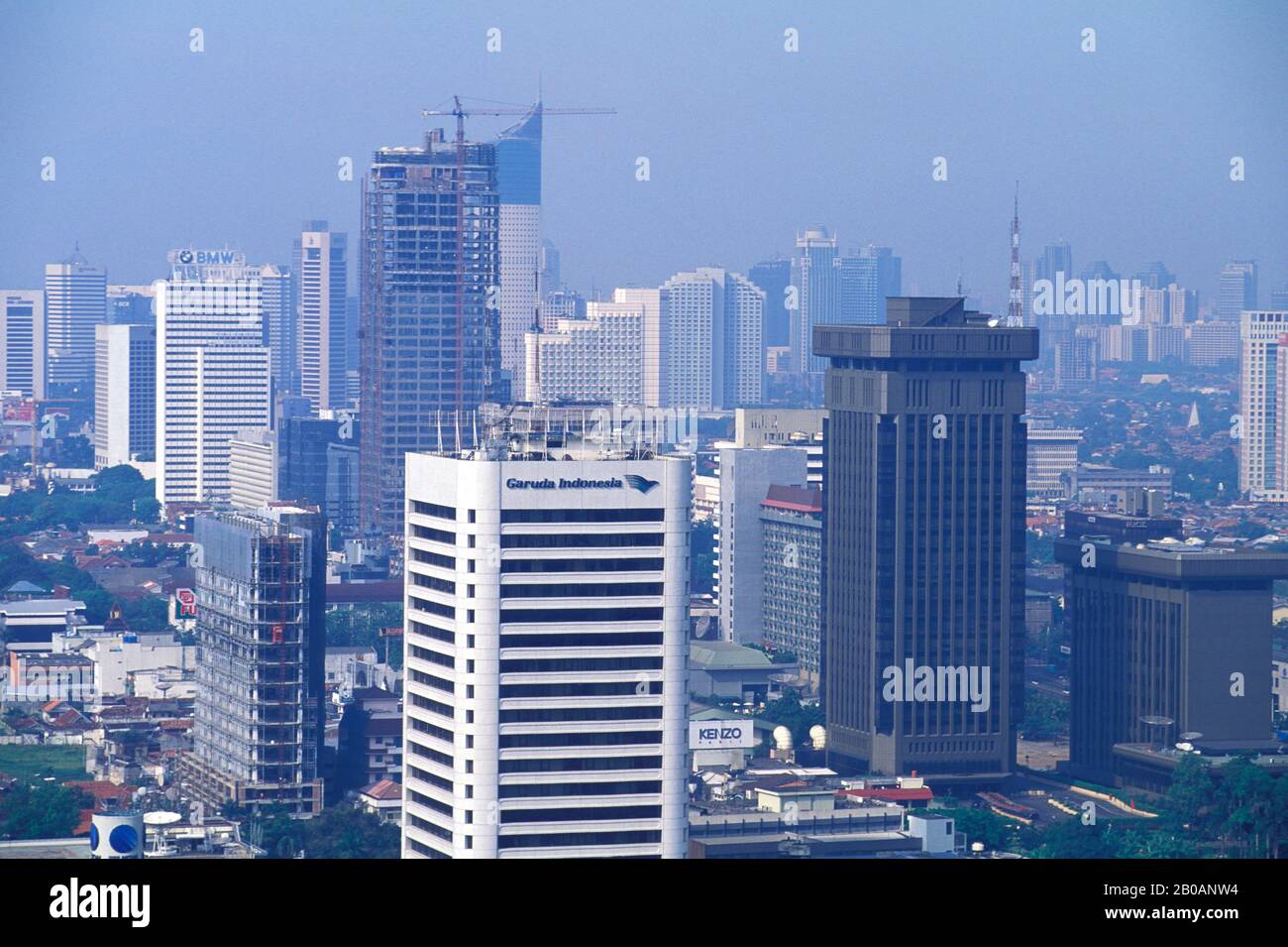 INDONESIA, JAKARTA, MERDEKA SQUARE, NATIONAL MONUMENT (MONAS), VIEW OF ...