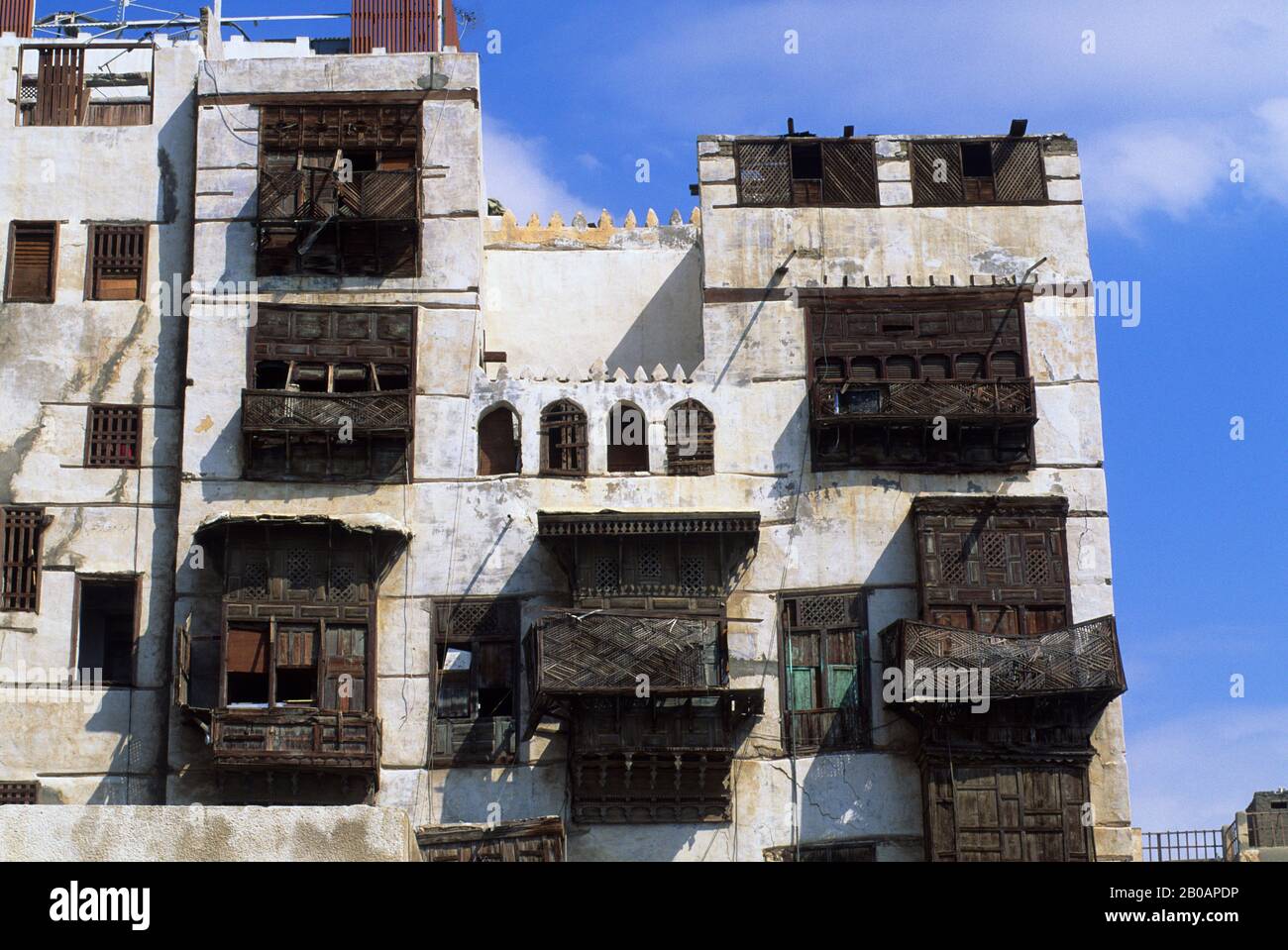 SAUDI ARABIA, JEDDAH, OLD TOWN, OLD HOUSE, WINDOWS Stock Photo - Alamy