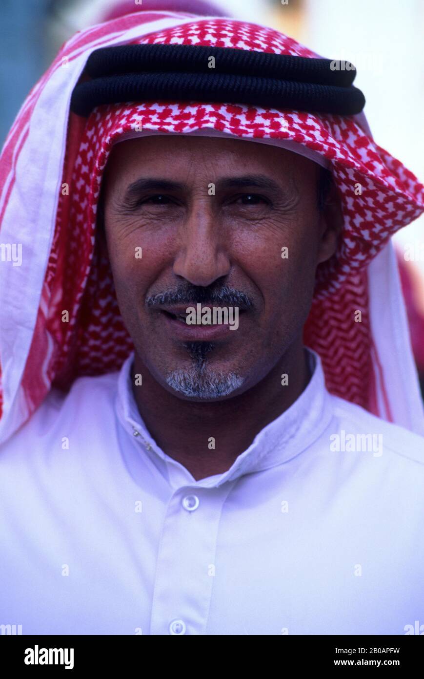 Street scene jeddah saudi arabia hi-res stock photography and images ...