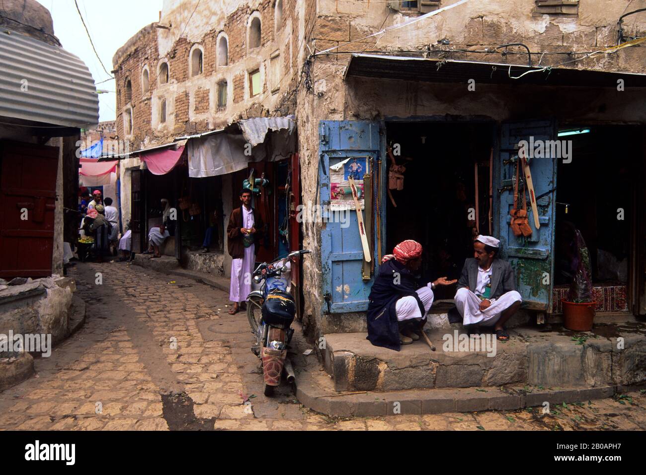 The old sanaa souk hi-res stock photography and images - Alamy