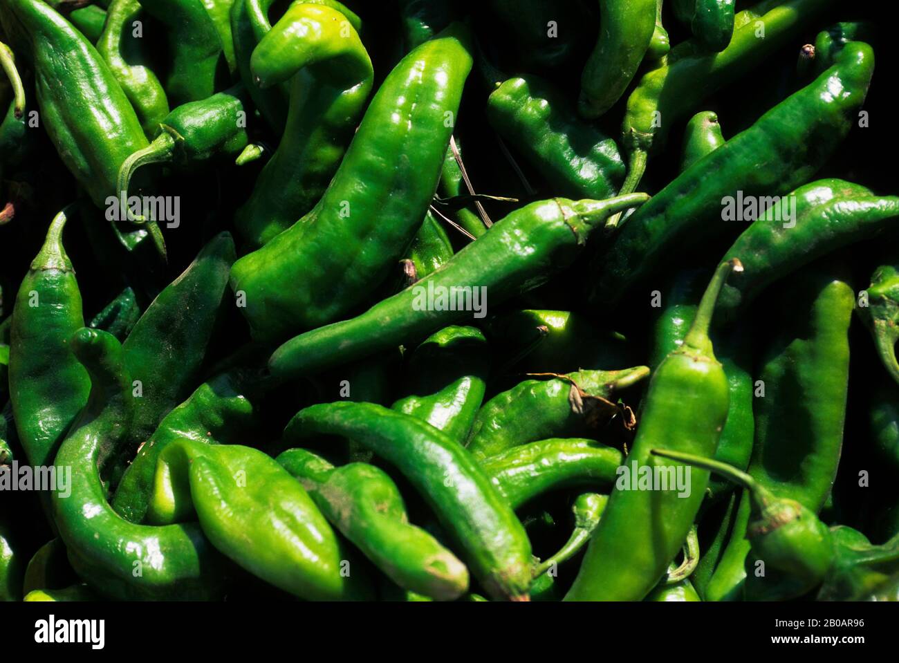 Saudi markets hi-res stock photography and images - Alamy