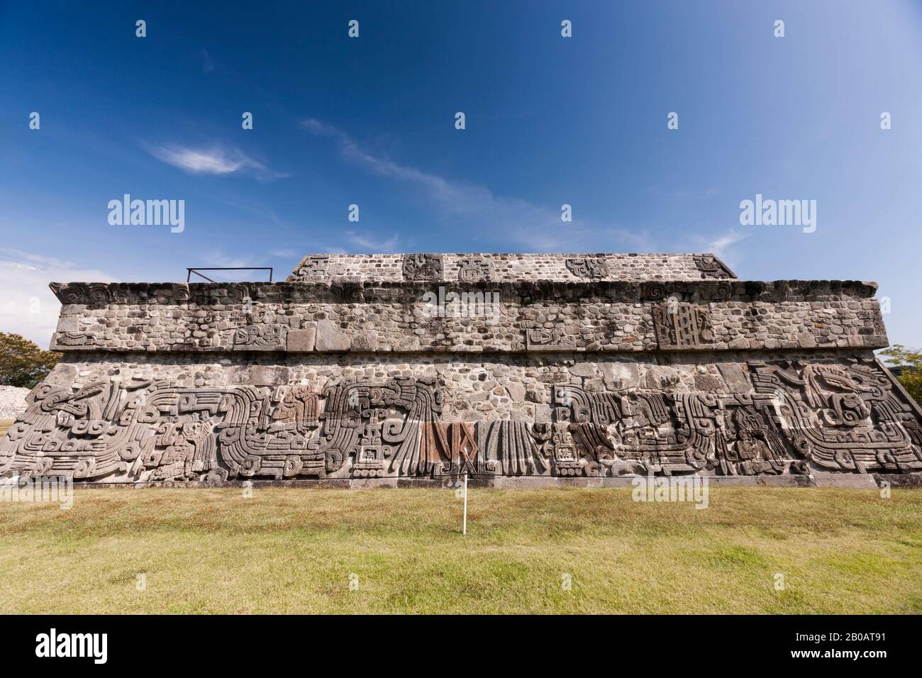 Pyramid of the feathered serpent hi-res stock photography and images ...