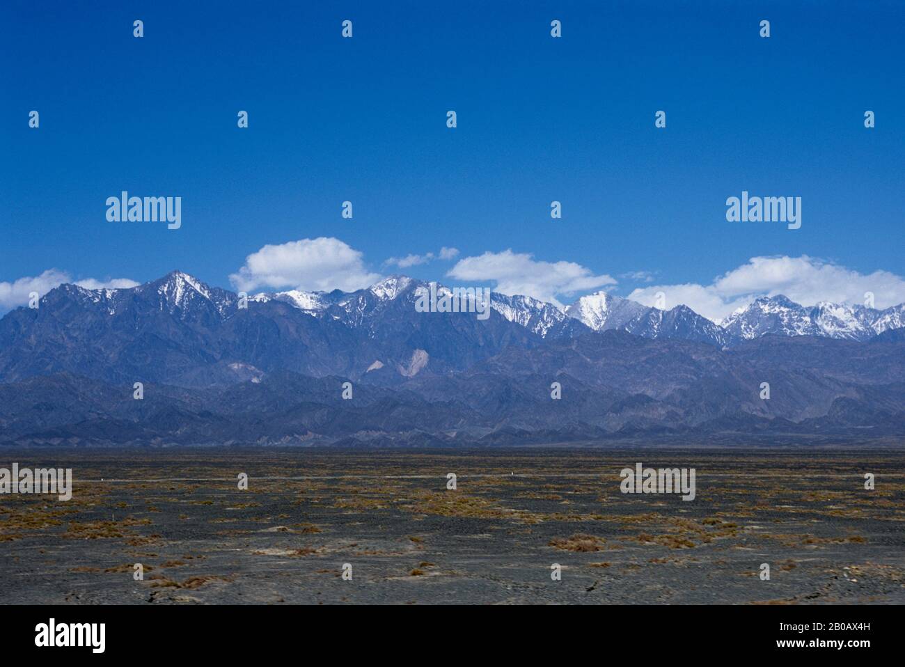 Tianshan mts hi-res stock photography and images - Alamy
