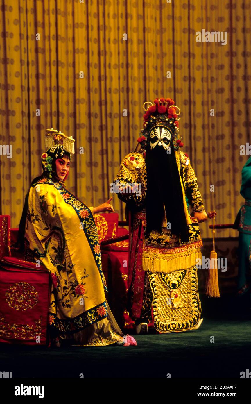 CHINA, BEIJING, BEIJING (PEKING) OPERA PERFORMANCE Stock Photo - Alamy