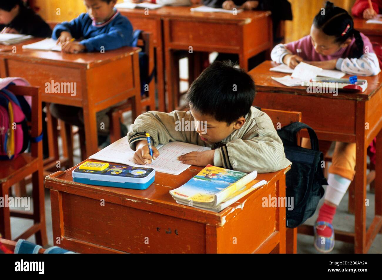 China school classroom desks hi-res stock photography and images - Alamy