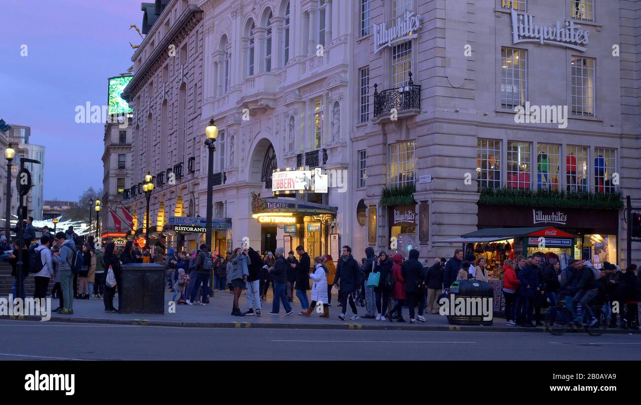 London Piccadilly Circus street view - LONDON, ENGLAND - DECEMBER 10 ...