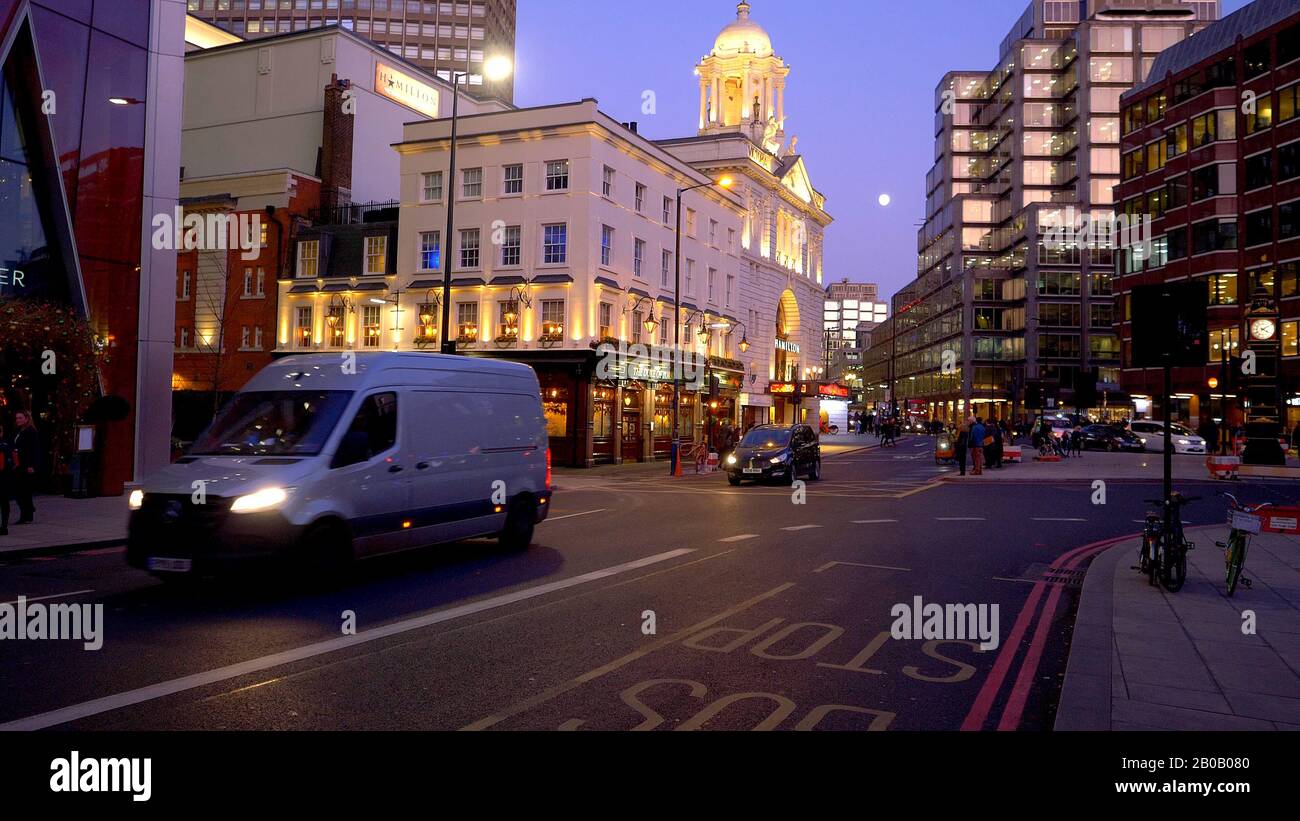 Victoria Street London Vintage High Resolution Stock Photography and ...