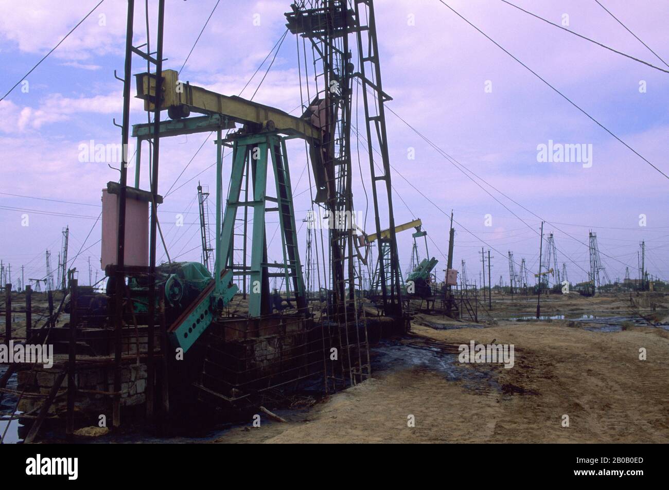 AZERBAIJAN, BAKU, OIL FIELDS Stock Photo - Alamy
