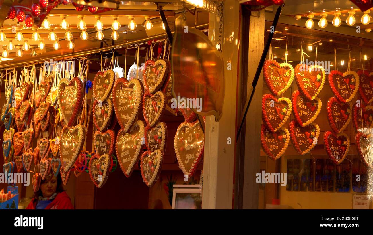 Winter wonderland Christmas fair in London Hyde Park - LONDON, ENGLAND ...