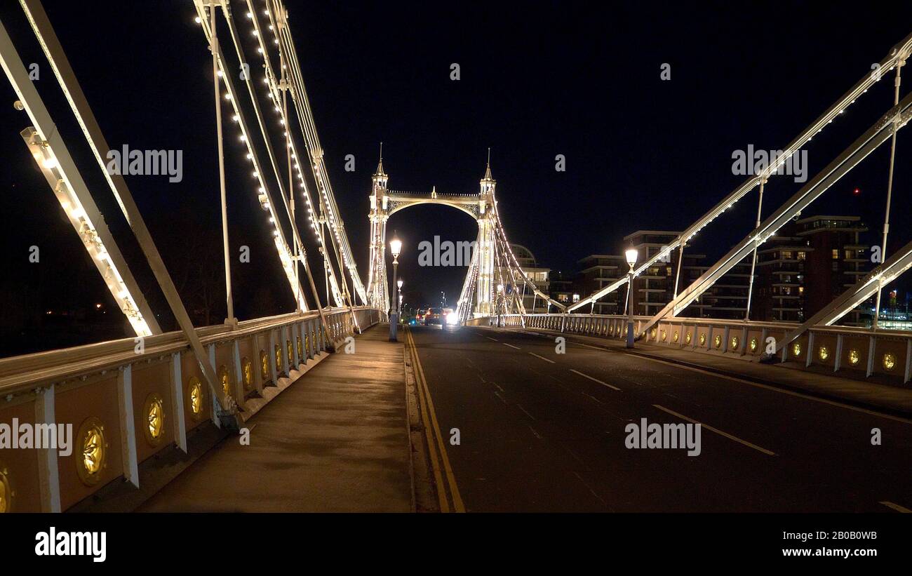 London bridge illuminated bridge 2019 hi-res stock photography and ...