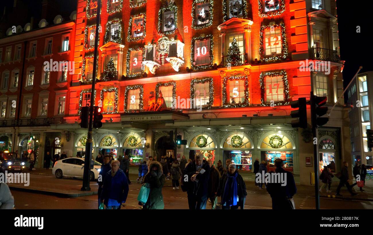 Amazing Fortnum and Mason store in London - LONDON, ENGLAND - DECEMBER ...