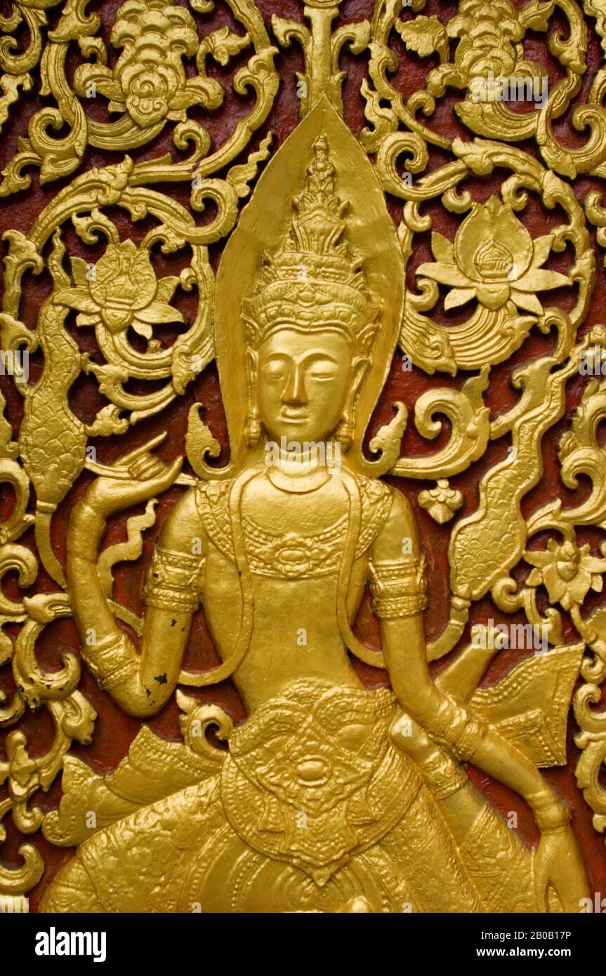 LAOS, LUANG PRABANG, VAT AHAM, GOLDEN DOOR, DETAIL Stock Photo - Alamy
