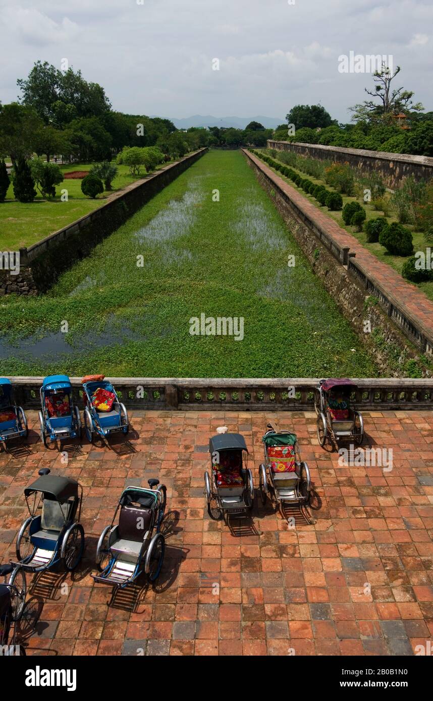 VIETNAM, HUE, CITADEL, VIEW FROM MAIN GATE, MOAT, BICYCLE RICKSHAWS ...