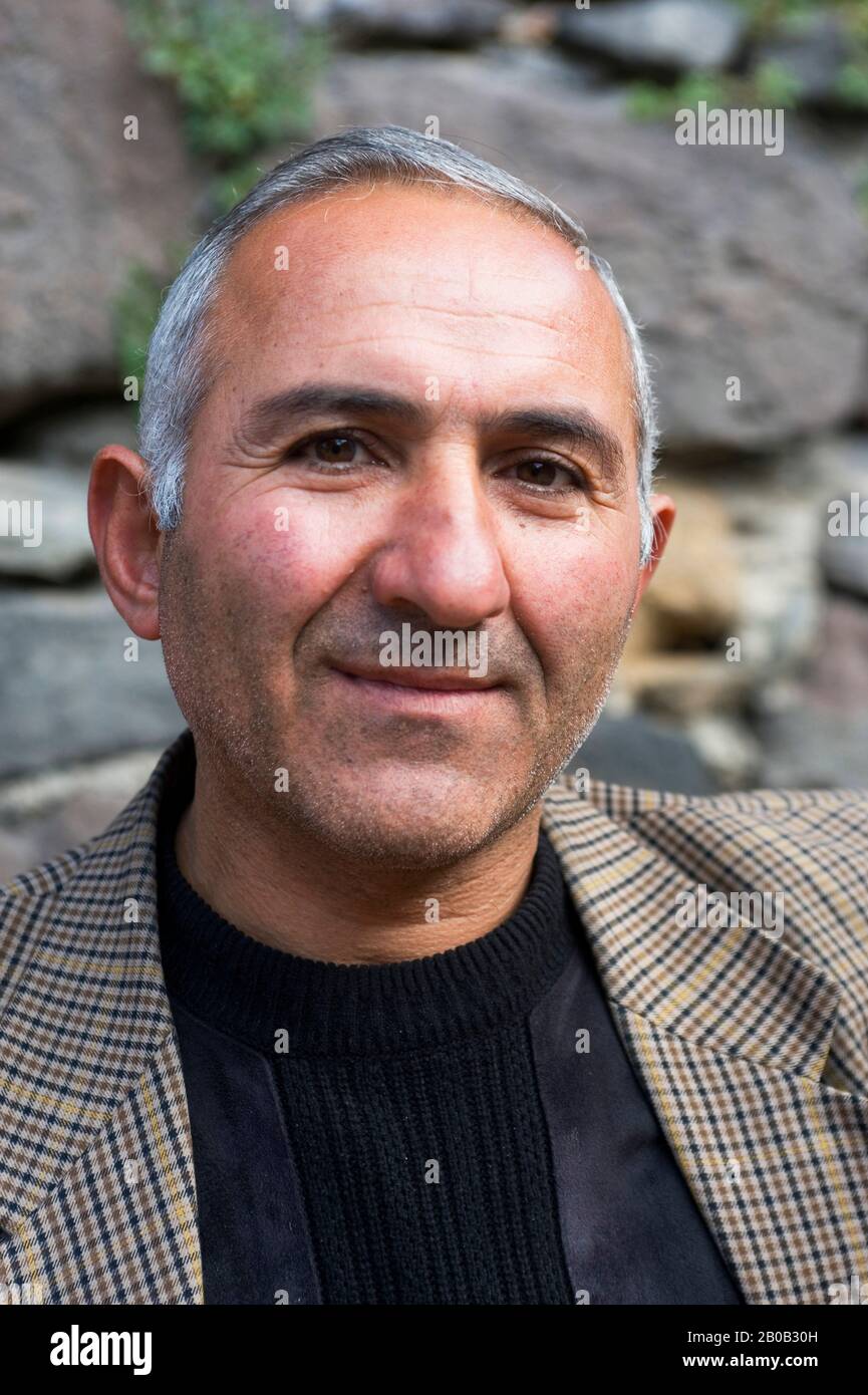 Armenian man hi-res stock photography and images - Alamy